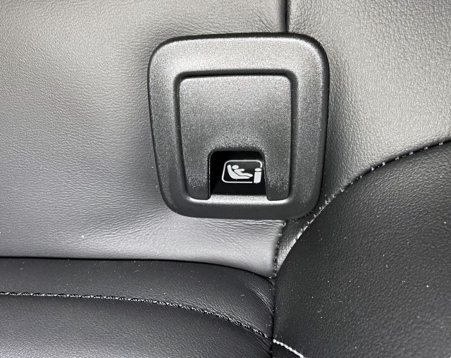 Isofix - jak działa i do czego służy? - EkspertCar